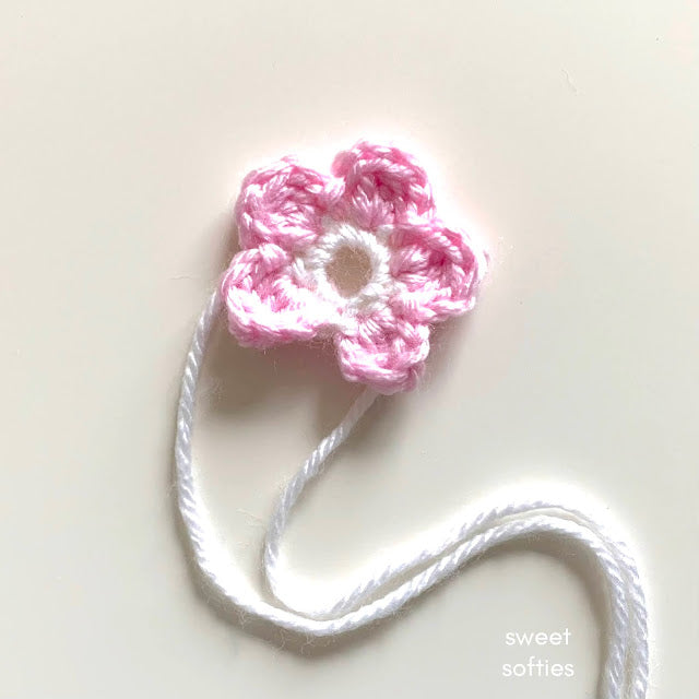 Sakura Flower · Free Crochet Pattern – Kat Mango